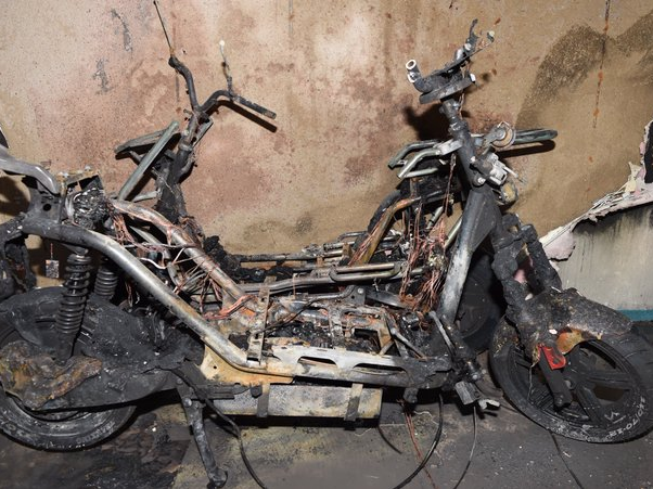 Exploding E-Bikes: Lithium Battery Fires Spread in New York, California ...