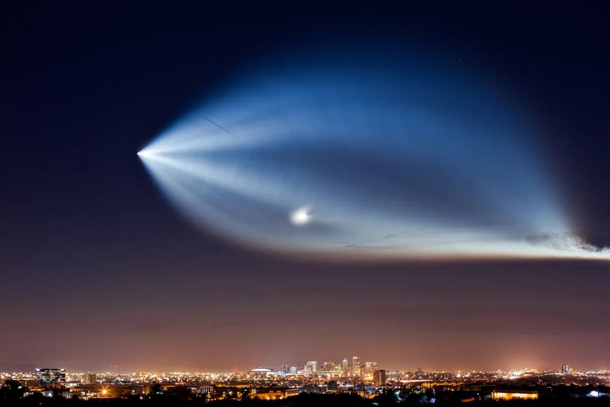 SpaceX Rocket exhausts Causing Localised Thinning Of Ionosphere ...