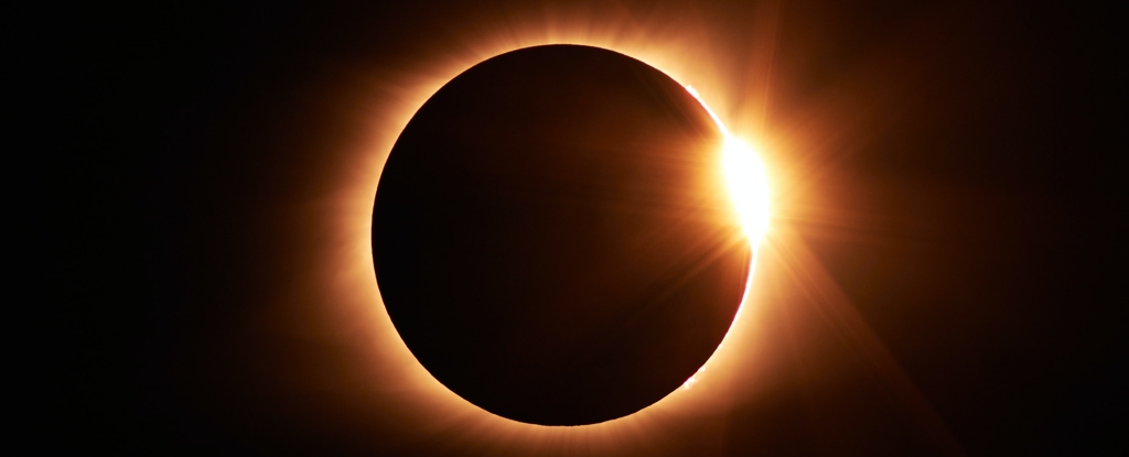 The Solar Eclipse Could solve the Mystery Of the Sun | Principia ...