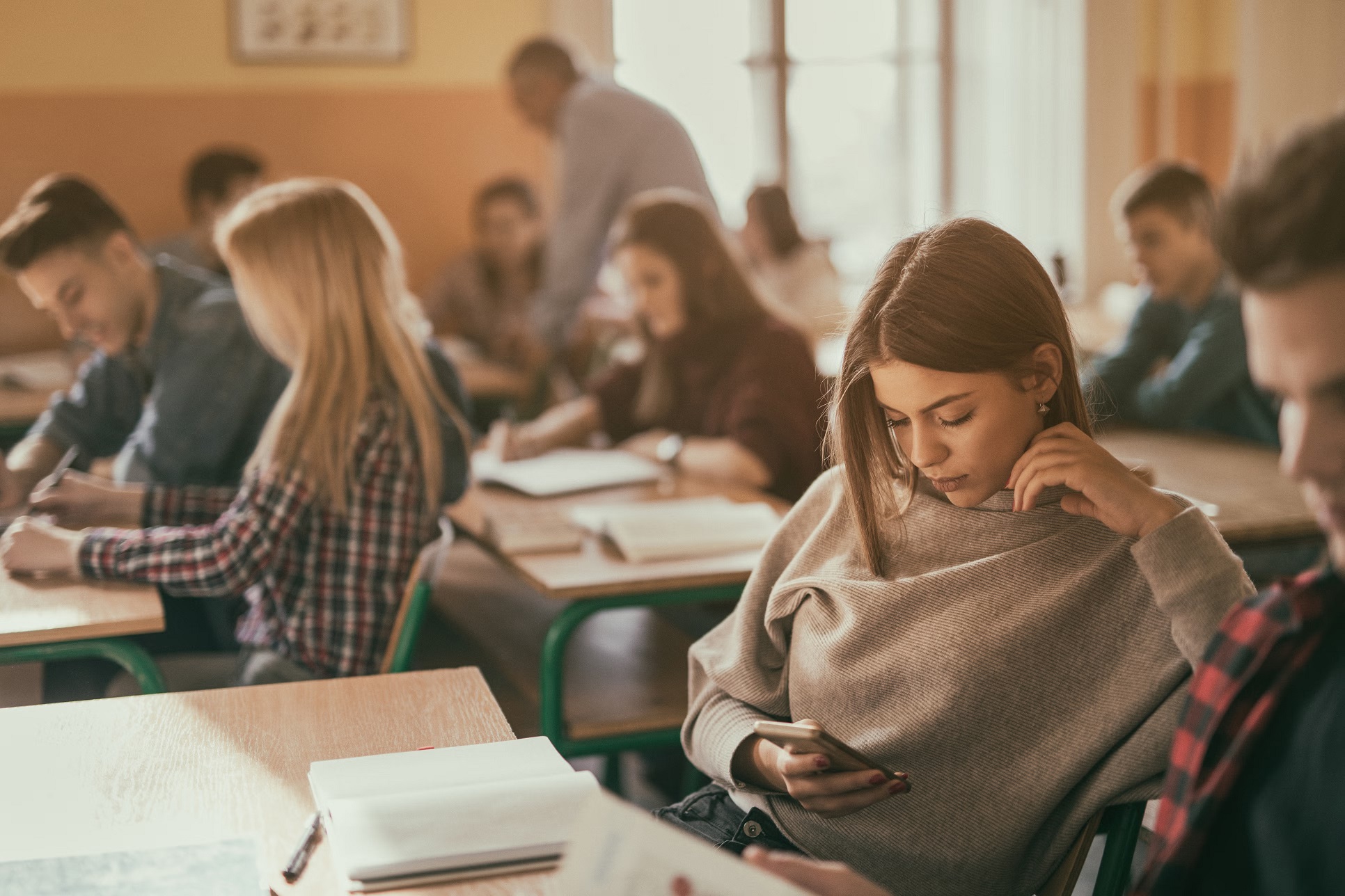 US School Cellphone Ban Adopters Share How They Did It | Principia ...